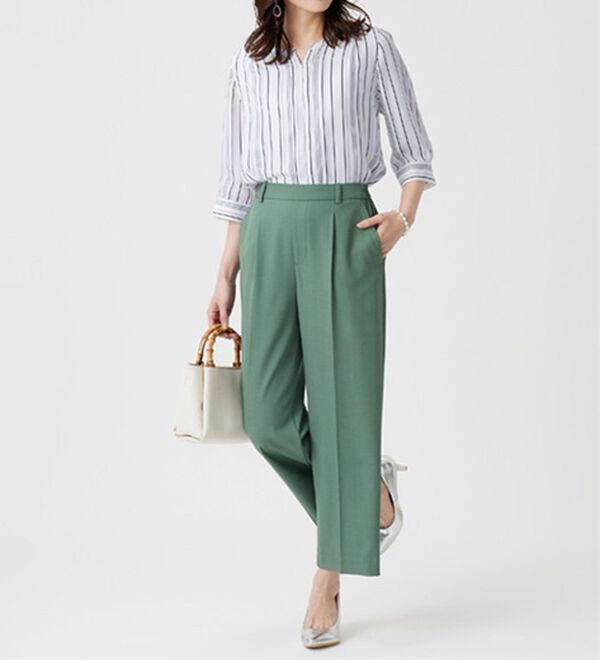 【接触冷感】機能付ジョーゼット素材キーネックブラウス - ベルーナ【公式】