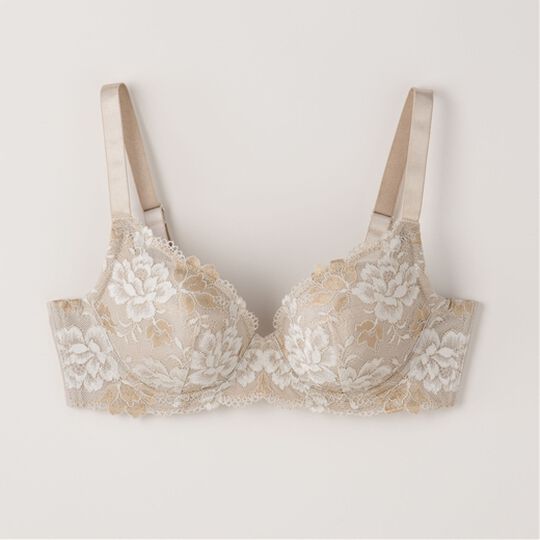 グラマーさんの小胸見せブラ - ベルーナ【公式】